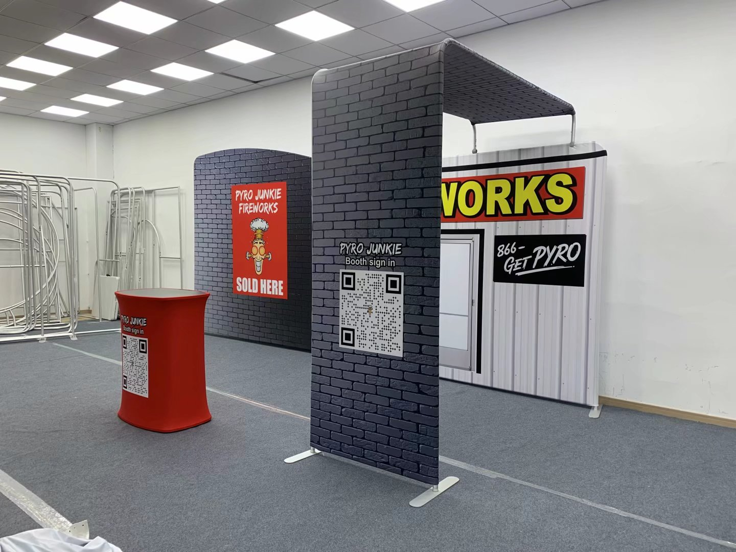 Quick Frame Booths - Northwest LK Media & Signage — Be Seen. Be Different